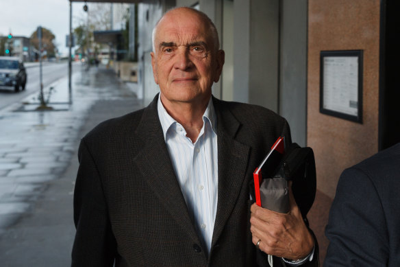 Graeme Lawrence, former Newcastle Anglican dean, sentenced for sexual abuse