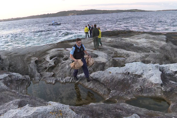 Two women dead after being swept off rocks at Kurnell