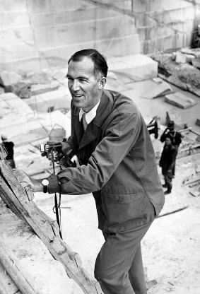 Opera house to shine as centrepiece of Utzon centenary celebrations