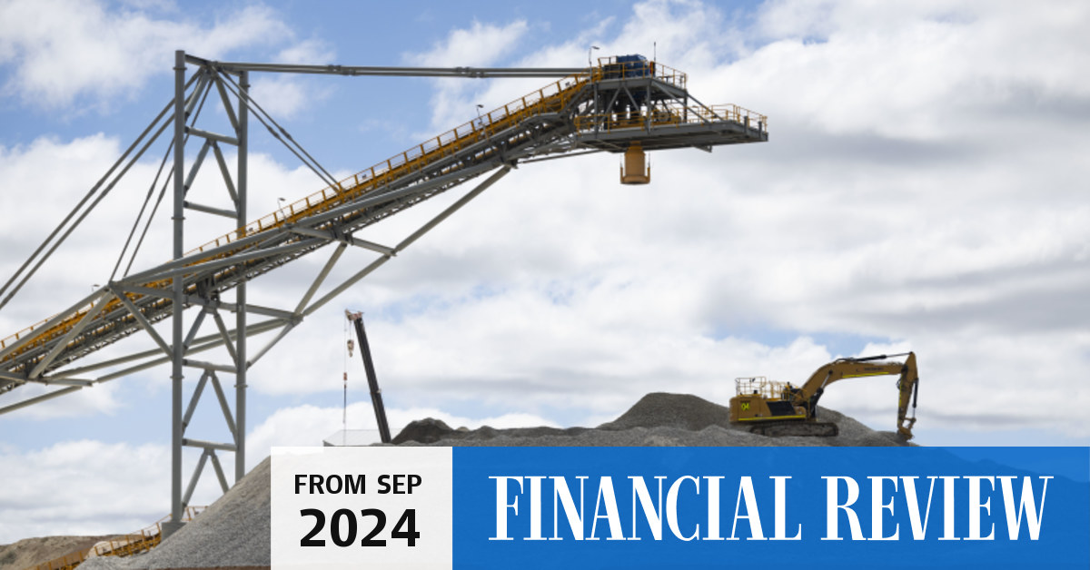 MIN ASX: MinRes eyes bottom on lithium as price pain spreads to China