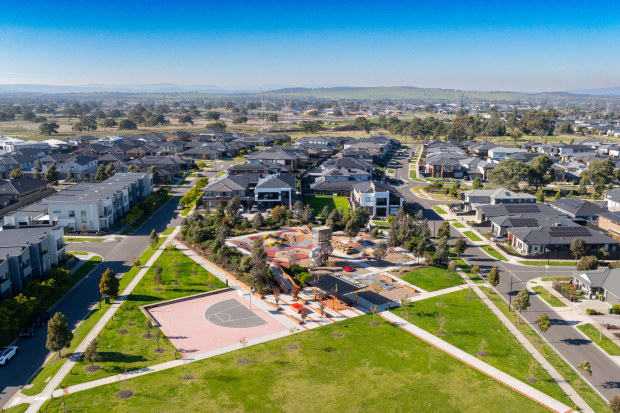 Home builder AVJennings accepts $365m Avid takeover bid
