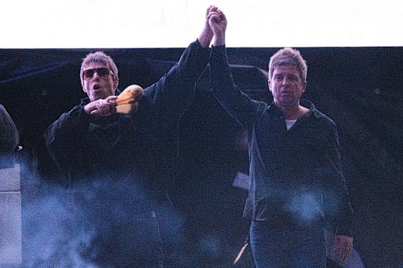 Oasis Sydney review: triumphant Gallagher brothers bring a near-perfect ...