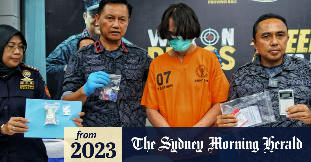 Indonesia crime: Australian man avoids death penalty for smuggling ...
