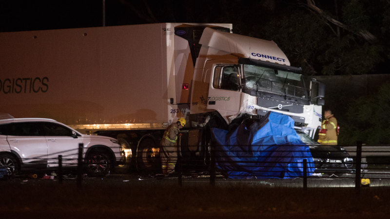 Eastern Freeway crash: Horrific collision in Melbourne's east leaves ...