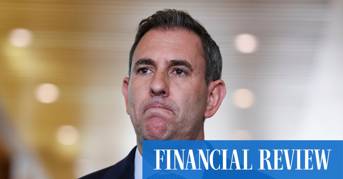 As Australian inflation climbs, real wages are plunging at the fastest ...