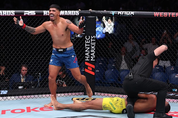UFC news 2026: Junior Tafa exclusive interview, short notice fight vs ...