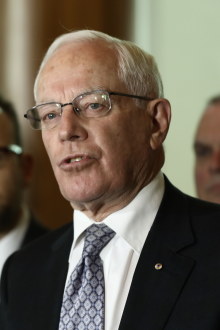 Plan to hand enforcement of ministerial standards to Parliament