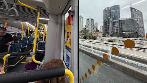 power lines down brisbane