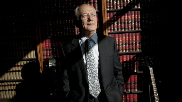 Former federal judge says regulators must 'make an example' of 'short ...