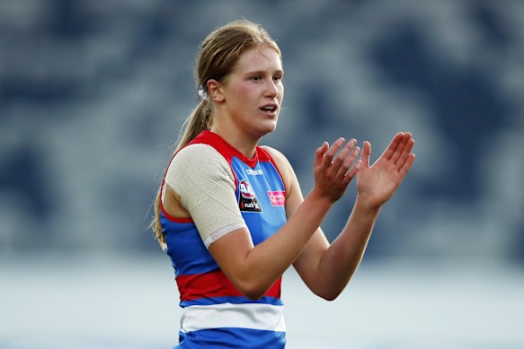 AFLW 2021: Western Bulldogs defeat Geelong Cats