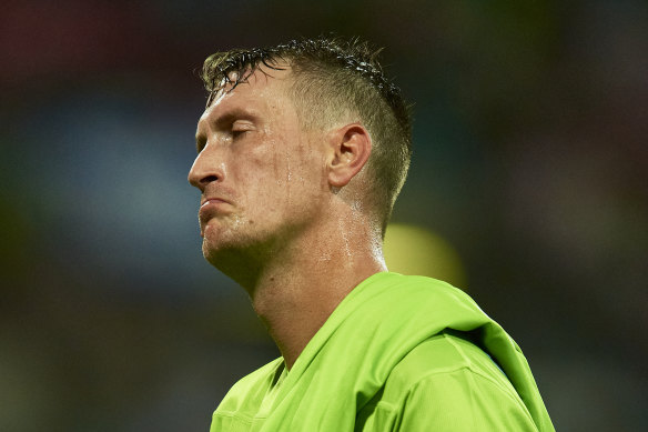 Big Bash League 2019: Sydney Sixers prevail over Sydney Thunder in ...