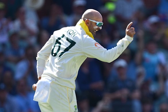 The Ashes 2025 LIVE: Australia vs England third test day 4 cricket ...