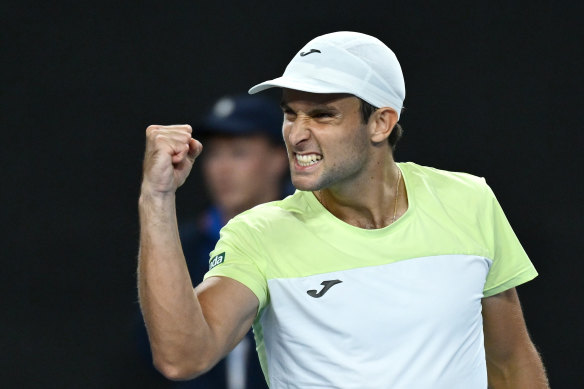 Australian Open 2025 LIVE updates: Novak Djokovic v Jaime Faria; K ...