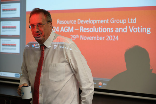 MIN ASX: Ellison-run garnet mine Lucky Bay faces punishment over unsanctioned development