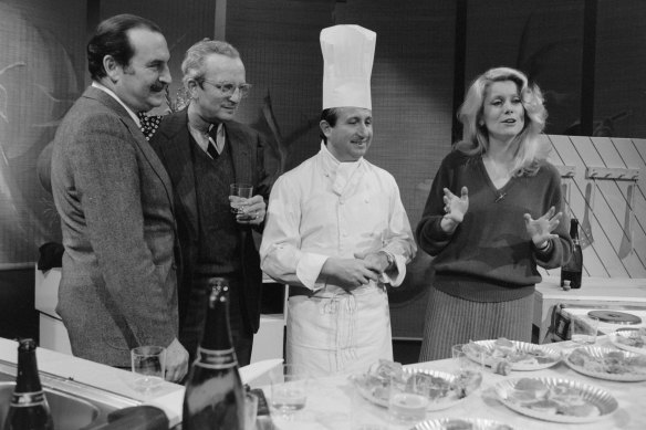 Chef credited with smears, splodges of jus and dollops of foam