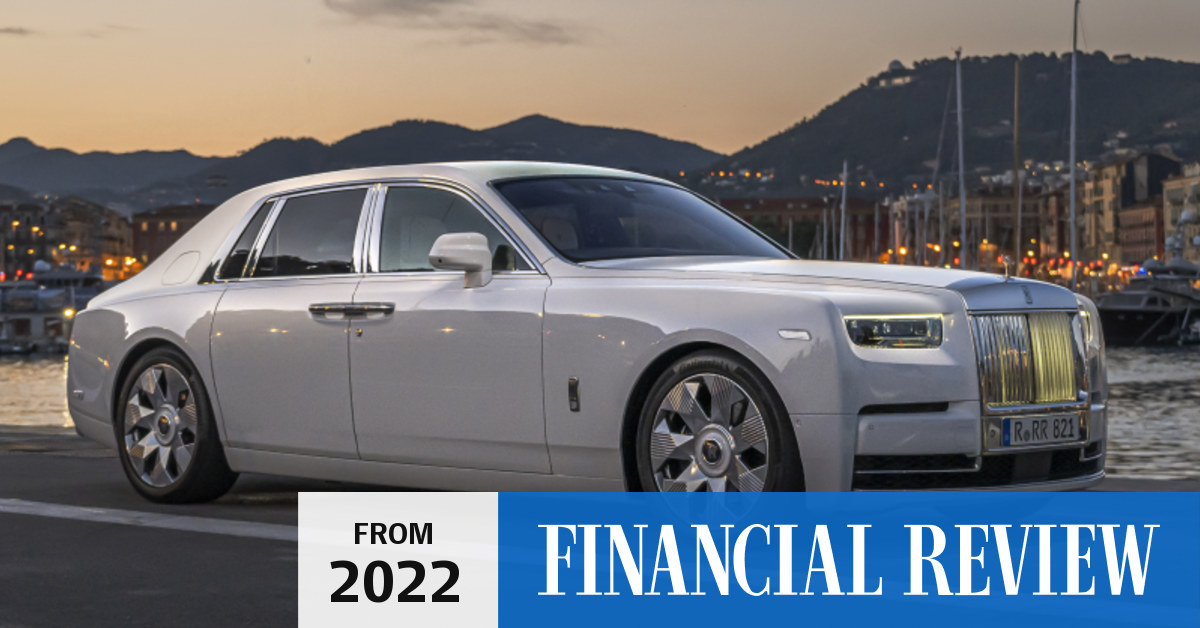 Driving a 2.6-tonne Rolls-Royce Phantom up the Grande Corniche