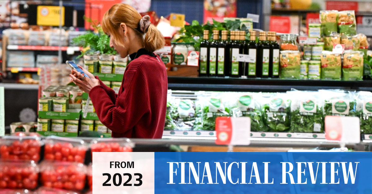 AMC ASX: Amcor shares slide as CEO Ron Delia warns that consumers are ...