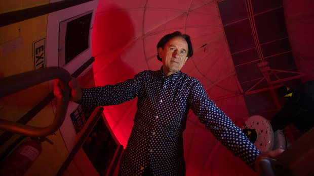 Dash-cam footage captures 'incredible' meteor blast