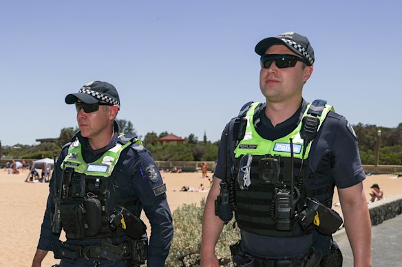 Mordialloc riot: Parents urged to dob their kids into police after teens storm Woolworths