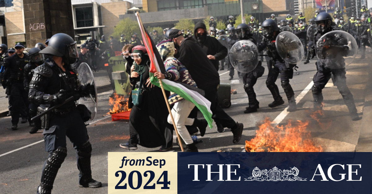 Melbourne protest: Land Forces expo disrupted by thousands