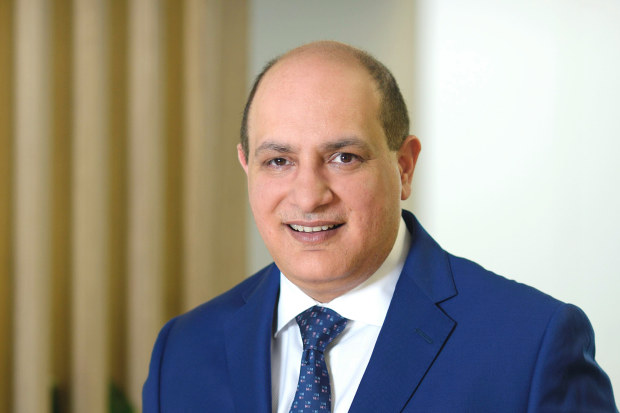 Link shares: earnings sink on low-growth outlook