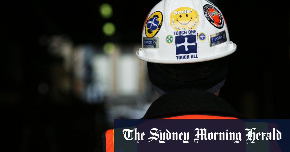 CFMEU raid: NSW Police, AFP raid union's headquarters in Sydney