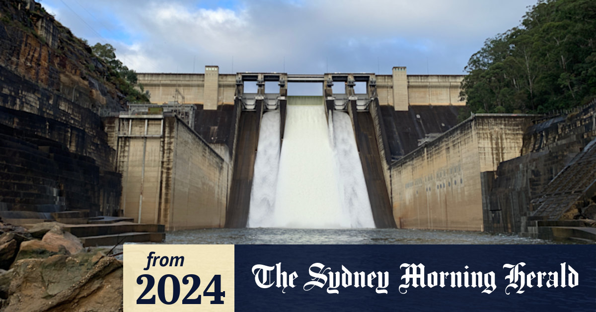 Sydney weather: Warragamba Dam spills over as flash flooding warning issued
