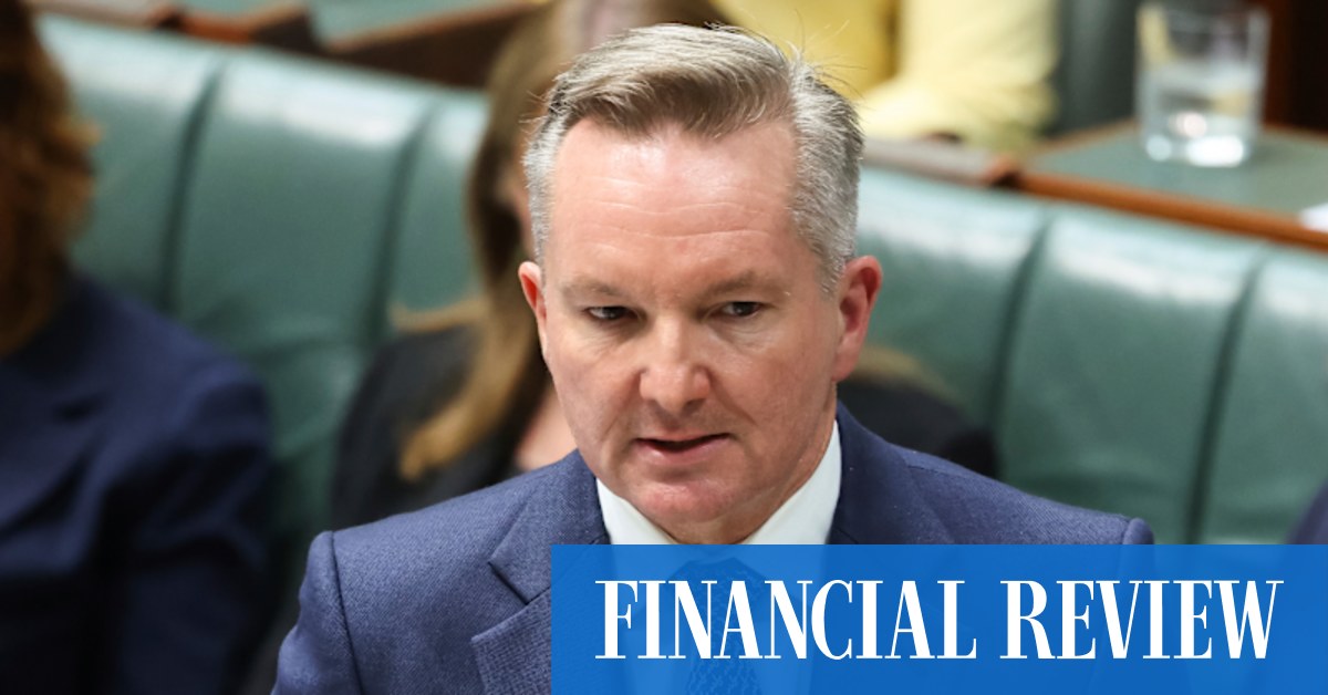 Fuel shortage in Australia caused by panic buying, not supply ...