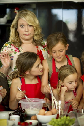 Heidi Arena gets the spotlight in Part-Time Private Eyes in Ten's Pilot ...