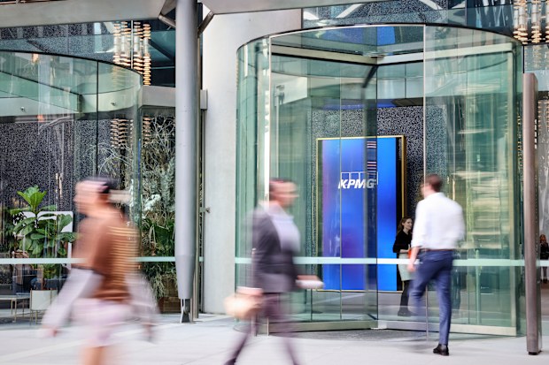 Government cuts spending on KPMG, led by Defence