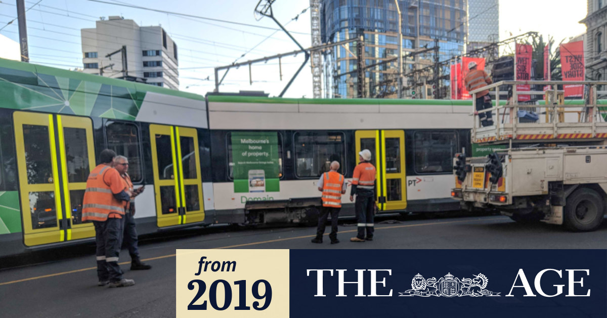 How do trams come off rails and why can it take hours to get them back?
