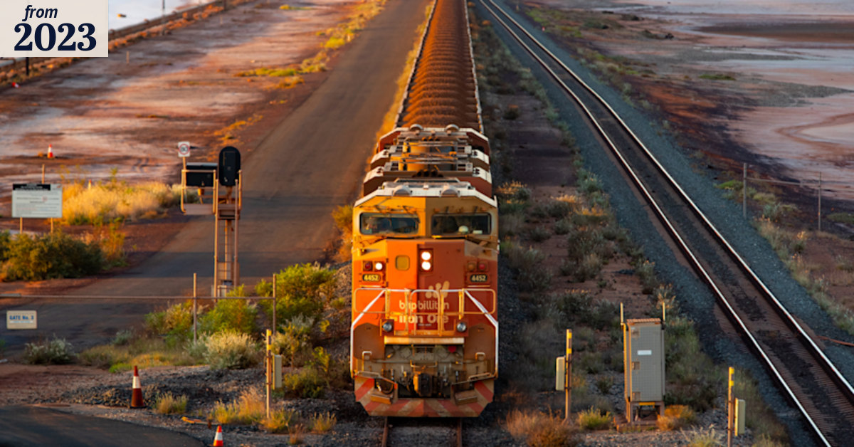 Pilbara train drivers threaten strike action over pay dispute
