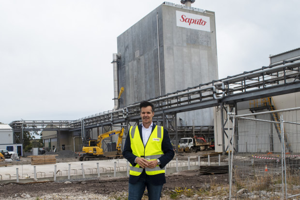 Saputo boss defends plant closures as milk supply dries up