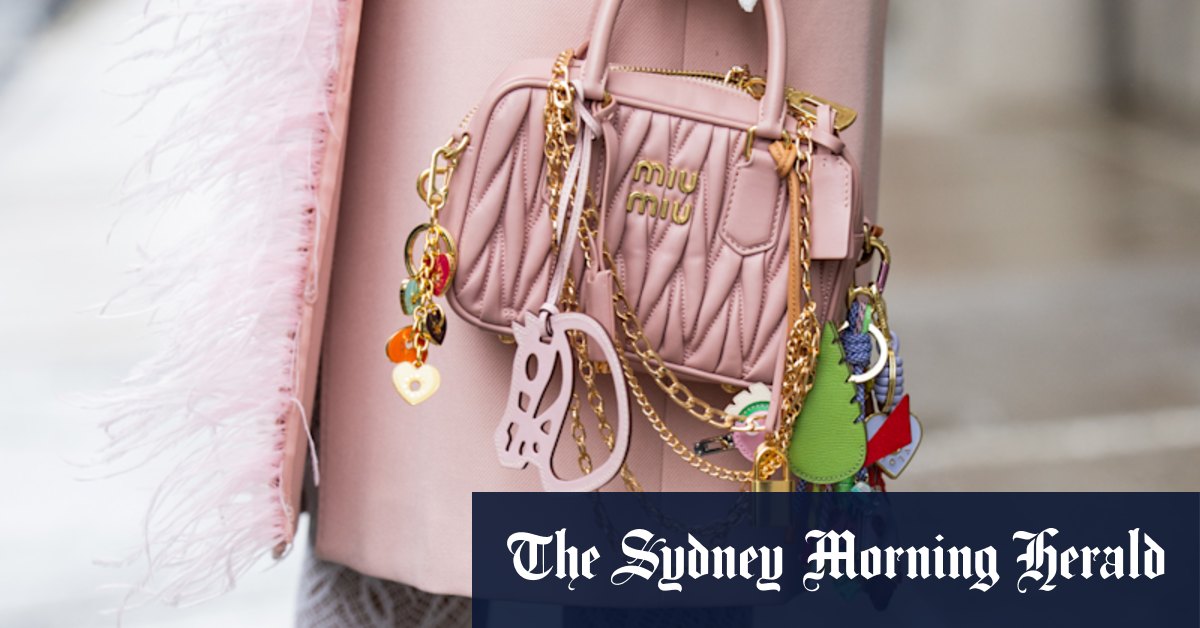 Chaotic customisation and handbag charms: the maximalist fashion trend ...
