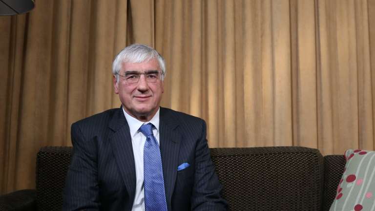 Don't take dad's advice says Billionaire Hintze