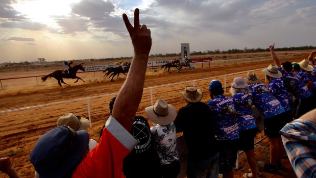 Pooncarie celebrates local race day despite drought