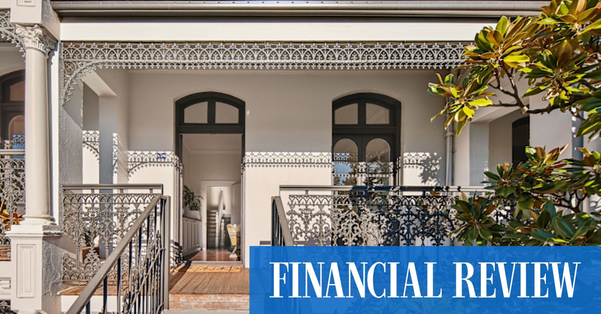 Bbwdalia bokep the location is next to a pub so there’s a