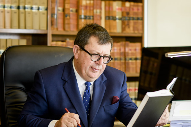 Andrew Bell named in next chief justice of NSW, replacing Tom Bathurst