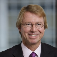 AMP’s Shane Oliver questions Deutsche Bank’s economics