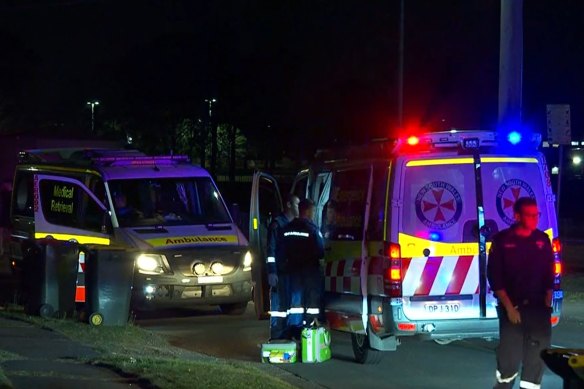 Blackett shooting: Man left with gunshot wounds to head, body in Sydney ...