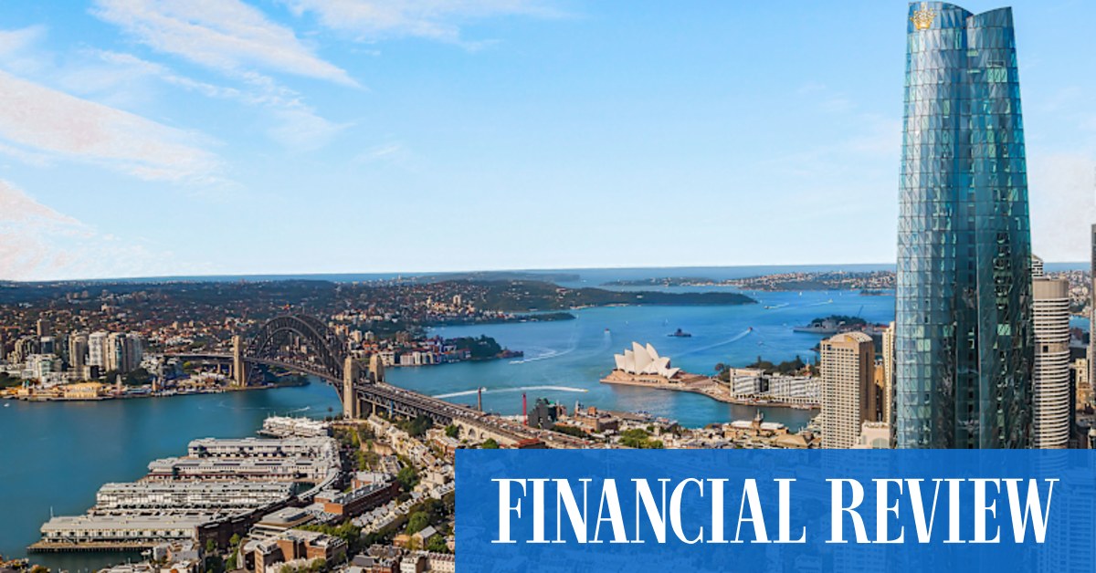 Sydney luxury property: Billionaire Robert Chamberlain buys $28m ...