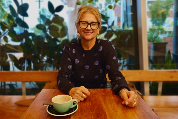 Parenting in Perth: Motherhood, families and fatherhood in WA