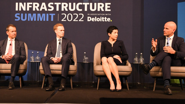 Clean energy: Why Brookfield, AusSuper and GIP have struggled to crack ...