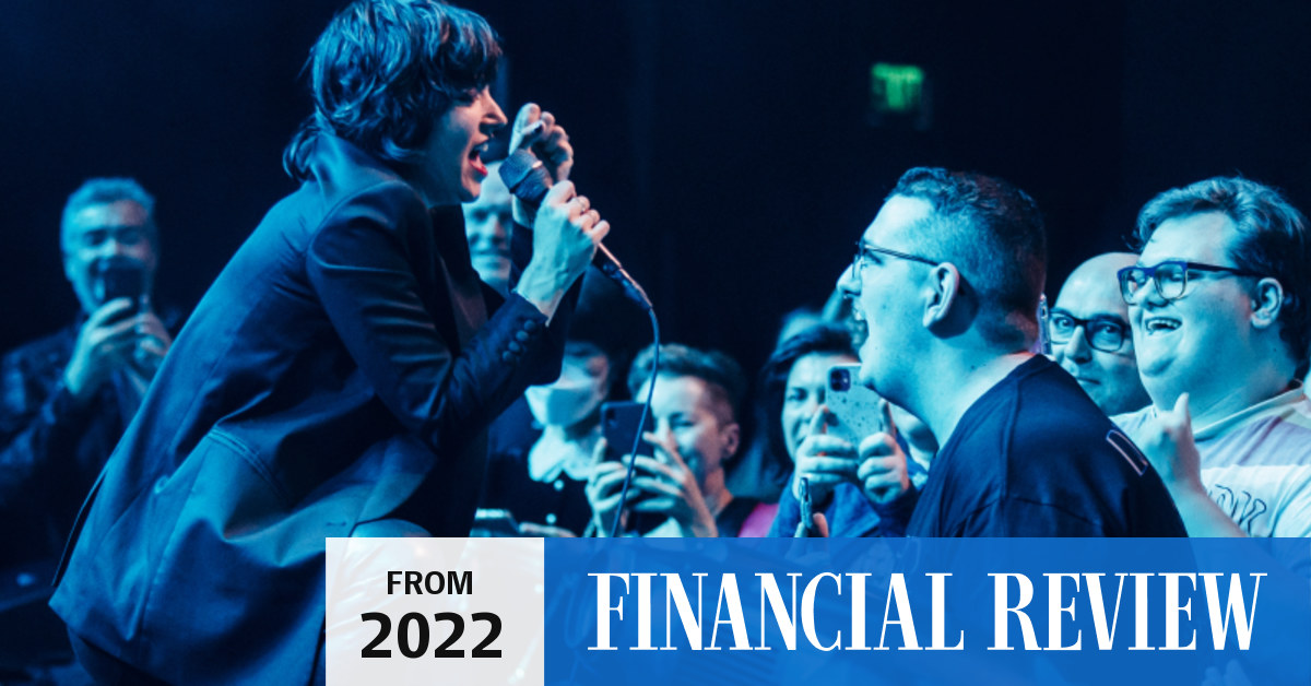 Sharon Van Etten review: rare singer-songwriter who commands a stage