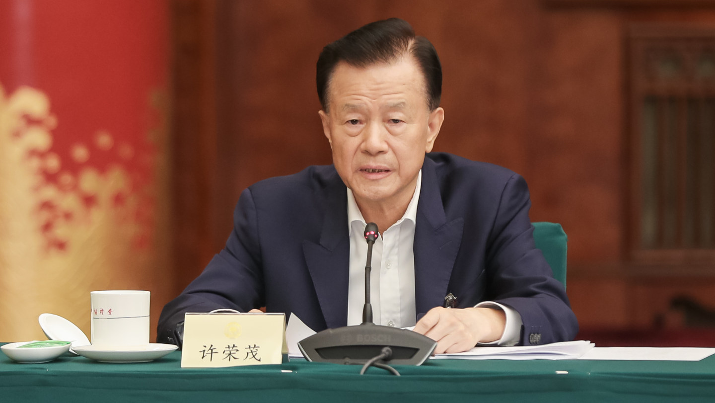 Inside the descent into chaos at a Chinese billionaire’s cattle empire