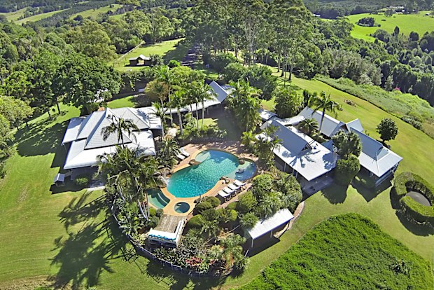 Dissh CEO Lucy Henry-Hicks pays $9.2m for Byron Bay farm and Liam ...