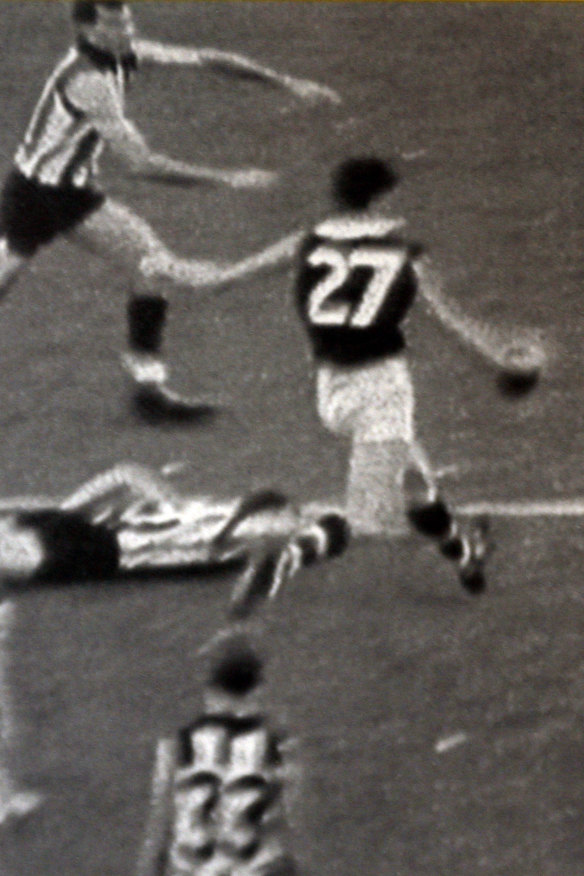 Mike Williamson dies: The Call. 24 September 1966