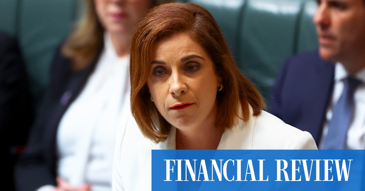 Optus sent Triple Zero emails to wrong government mailbox