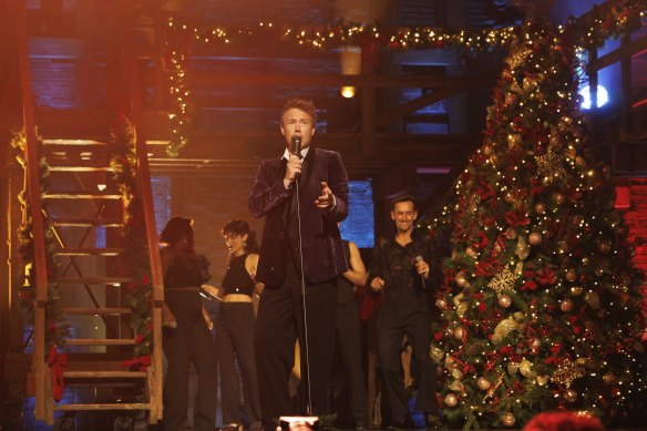 A Very (Musical) Christmas: Eddie Perfect and Hamilton’s Jason Arrow ...