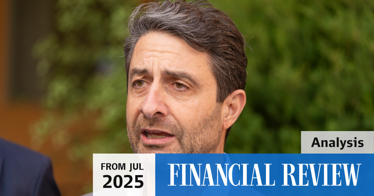 Healthscope CEO Tino La Spina plans to keep company whole after ...